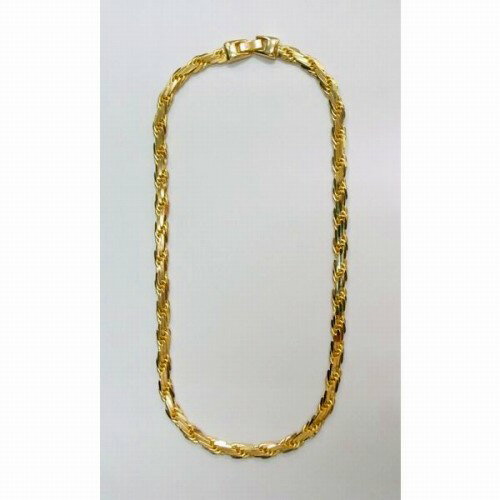 太目のデザインネックレスです。1本単位で買えるのでとても便利！特価商品に付き在庫分で終了になります。【サイズ】　　全長：約41cm　　幅：約5.7mm　　厚み：2.4mm【素材】　　真鍮製【カラー】　　ゴールドメッキは日本製で安心してご利用...