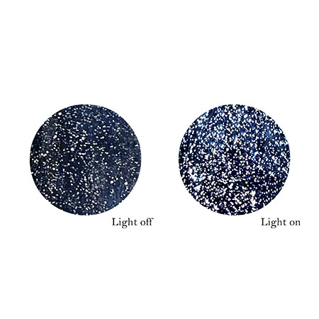 【品番・カラー】1210　フラッシュ　チャコール照明光で華麗な光沢が輝く不思議なグリッタージェル。2トーンのグリッターが自然光と照明光で輝きが異なるフラッシュのグリッタージェルです。※化粧品登録外撹拌要推奨ライト：UV36W硬化波長：405...