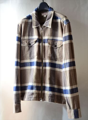 ヘビーユースな好配色ネルWALLACE & BARNES by J.Crewのフルジップ・ネルシャツです。人気ブランドJクルーが立ち上げた最高級クラシカルウェアラインで素材、ディテールにこだわりぬかれたプロダクトに定評があります。一見すると...