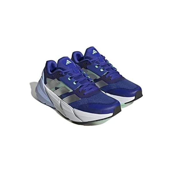 長距離を走るということは、単にここからあそこまで行くということではない。もっと深い意味がある。背中に受ける風、ストライドのリズム、広々とした道路で味わえる自由。感じられることすべてがランニングの醍醐味。このアディダス ランニングシューズは、...