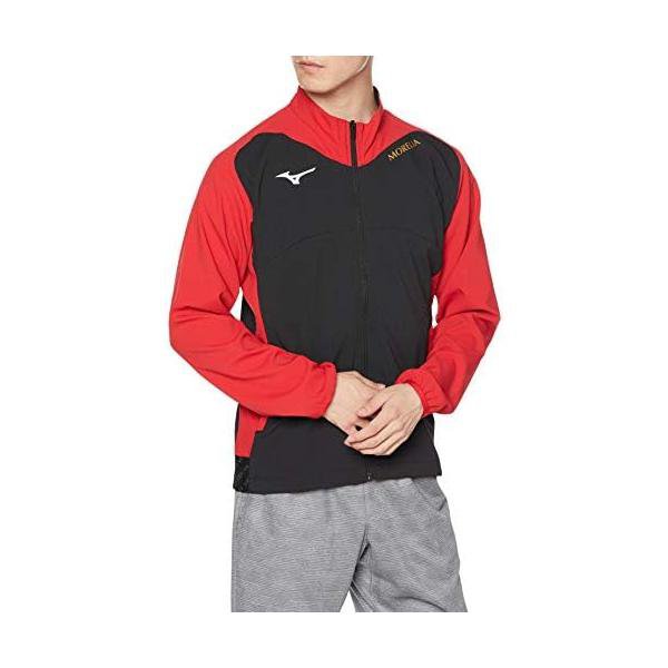 春夏シーズンの定番素材となった、軽量・ストレッチ機能を持つムーブクロス素材のセットアップ※ユニセックス素材構成: 100% ポリエステルSIZE:2XL ゆき丈:94cm 身幅:62cm 着丈:76cmSIZE:XL ゆき丈:91cm 身幅...