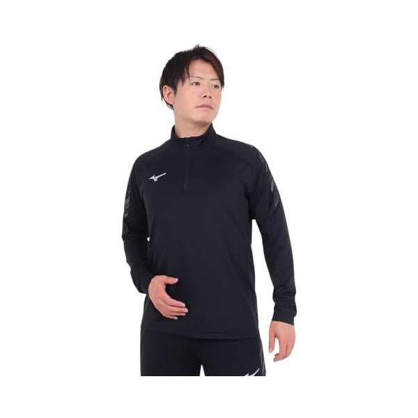 スリムシルエットが体にフィット。優れたストレッチ性を発揮する、フットボール設計ウォームアップシャツ。■商品特長肩にシーズングラフィックをプリント。商品サイズ(150寸、L寸)150:後丈/62cm、胸回り/100cm、肩幅/44cm、裄丈/...