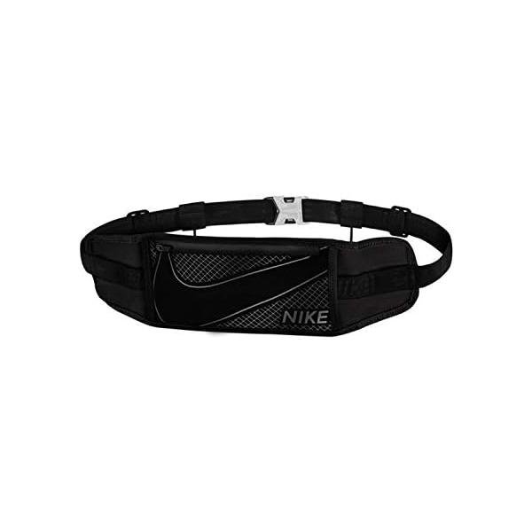 人間工学に基づいたデザインにより、ランニング中の快適性が向上。安全なZIPポケットにより携帯電話、その他の必需品が収納可能。