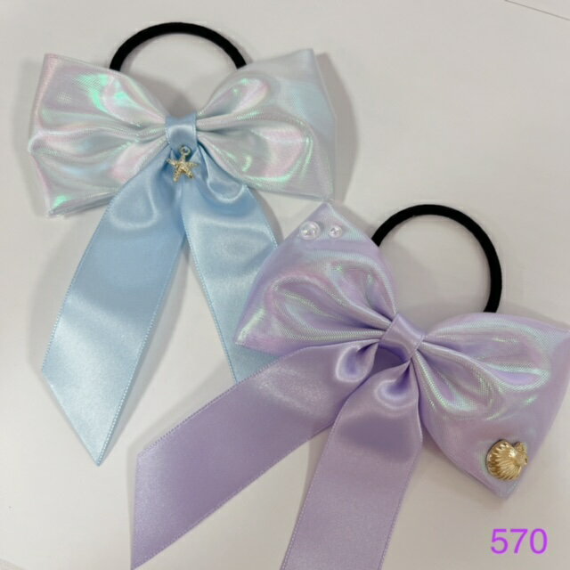 商品情報サイズ/寸法ゴムの長さ：内径約40mmリボンの大きさ：縦幅約120mm×横幅約100mmご了承ください・商品の色に近づけるように撮影はしておりますが、モニター発色の具合やお使いの照明により色合いが異なる場合がございます。・記載のサイ...