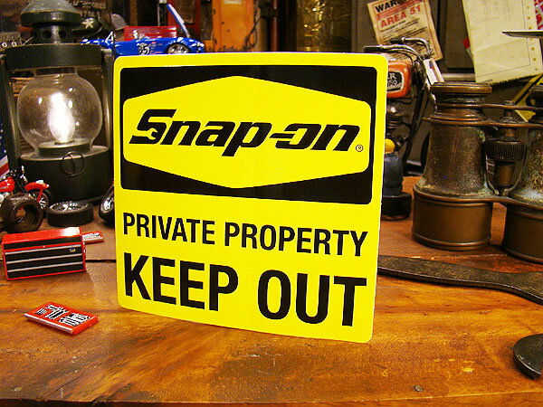 よく一緒に購入されている商品昭和レトロ　自動販売機　ハンバーガー　ステッカ220円ブコヘルメット　ミニレーシングステッカー　アメ330円マックツールズ　ミニレーシングステッカー　アメ330円 商品説明 軍施設のフェンスなんかに貼ってありそう...