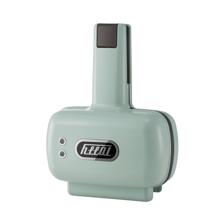 トフィー ハーフ ホット サンド メーカー K-HS5 ペールアクアは、手軽においしいハーフホットサンドが楽しめる電気ホットサンドメーカーです。プレート交換式で、ハーフホットサンドプレートとワッフルプレートの2種類が付属しており、さまざまな...