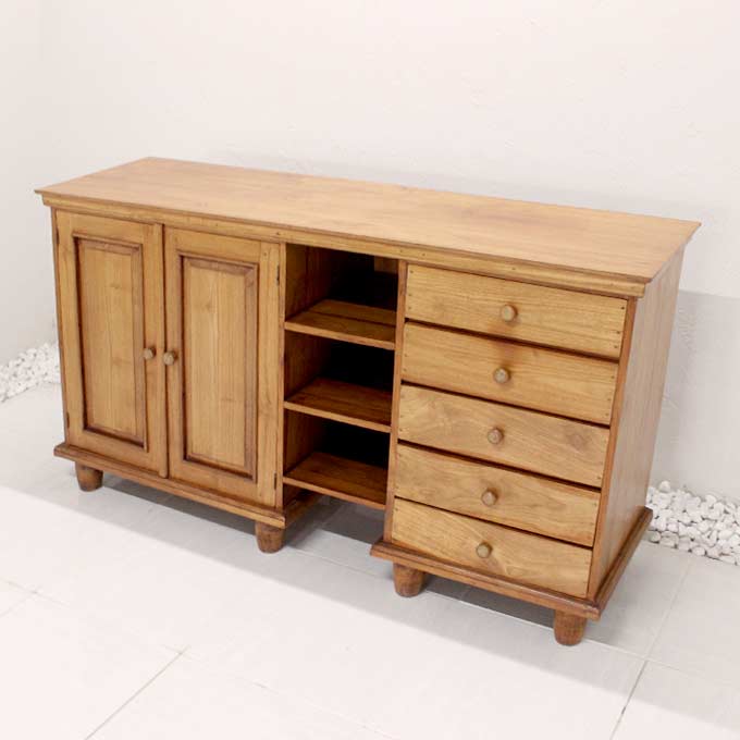 商品の詳細 温かみのあるナチュラルカラーが印象的です。 扉、引き出し共にとてもスムーズで快適な使用感がグッド。 収納の多さとバランスのいい設計は、あらゆる空間で大活躍間違いなしです。 サイズ　：　外寸 W140cm×D39cm×H80cm ...