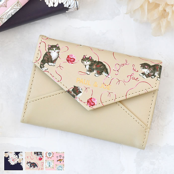 商品名 ポール&ジョー カードケース 名刺入れ 商品詳細 サイズ 約 W11×D1.5×H8cm 重量 約30g 素材 表地：PU 裏地：ポリエステル 留め具：マグネット 仕様 55×91mmのカード20枚収納可能、 内側と外側にポケット付...