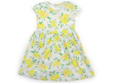 　ブランド 　Sense of Wonder(センスオブワンダー) 　カテゴリー 　ワンピース 　サイズ 　110サイズ 　色 　ホワイト・レモン柄 　状態 　★★ 　記名 　なし 　ジャンル 　Girl コットン素材。袖に複数の茶色い汚れ...