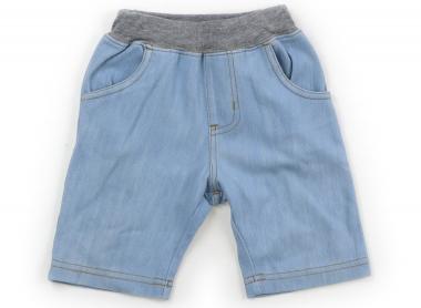 　ブランド 　Combimini(コンビミニ) 　カテゴリー 　ハーフパンツ 　サイズ 　80サイズ 　色 　ライトブルー 　状態 　★★★ 　記名 　なし 　ジャンル 　Boy ポリエステル・コットン・ポリウレタン素材。ウエストは総ゴムで...