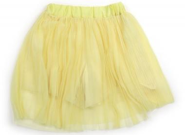 　ブランド 　COMME CA FILLE(コムサフィユ) 　カテゴリー 　スカート 　サイズ 　120サイズ 　色 　イエロー・チュールプリーツ 　状態 　★★ 　記名 　なし 　ジャンル 　Girl ウエストは総ゴムです。ヒップに複数の...