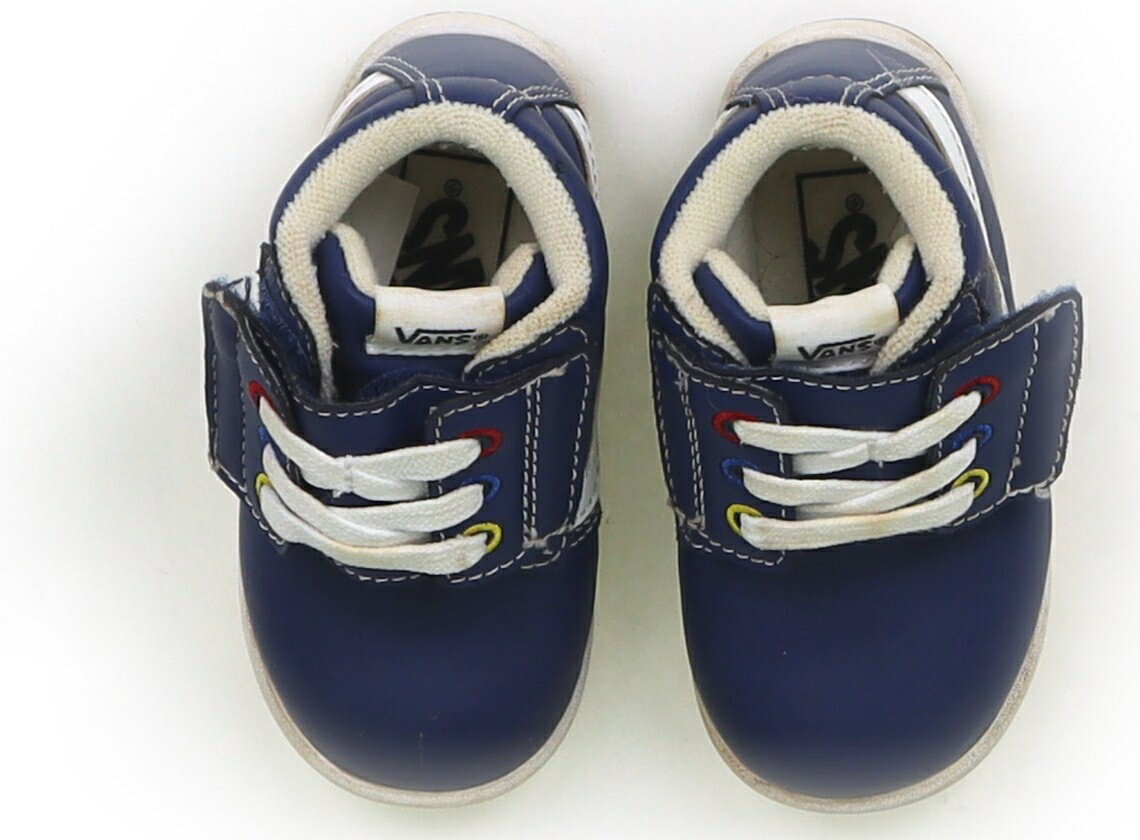 　ブランド 　VANS(ヴァンズ) 　カテゴリー 　スニーカー 　サイズ 　靴12cm〜 　色 　青 　状態 　★★ 　記名 　なし 　ジャンル 　Boy 12cm表記。ソールに汚れ、紐、履き口付近に黄ばみあり。 ＊【状態】【サイズ】に関し...