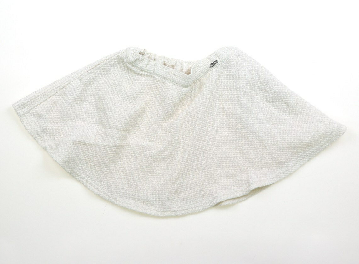 　ブランド 　mezzo piano(メゾピアノ) 　カテゴリー 　スカート 　サイズ 　100サイズ 　色 　白 　状態 　★★★ 　記名 　なし 　ジャンル 　Girl ツイード風生地。サイズ調整ゴムが付いています。裏地あり。使用感はあ...