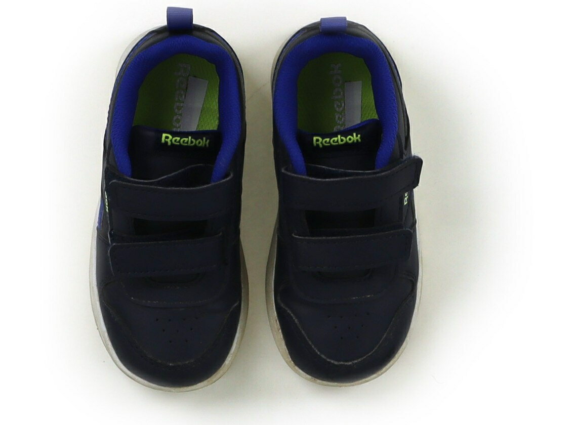 　ブランド 　Reebok(リーボック) 　カテゴリー 　スニーカー 　サイズ 　靴15cm〜 　色 　ネイビー・ブルー 　状態 　★★★ 　記名 　あり（本体） 　ジャンル 　Boy 15.0cmです。インソールに記名あり。全体に薄く土汚...