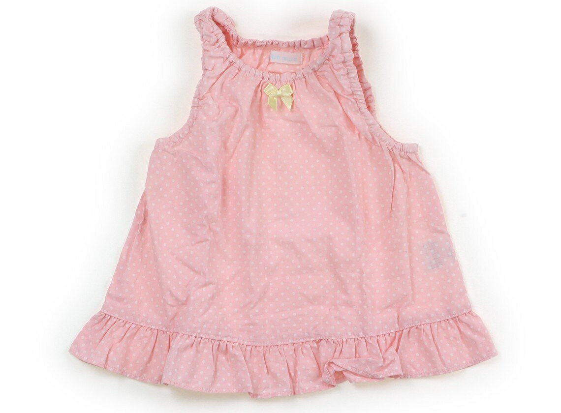 　ブランド 　BeBe(べべ) 　カテゴリー 　ワンピース 　サイズ 　80サイズ 　色 　ピンク　白ドット柄 　状態 　★★★ 　記名 　なし 　ジャンル 　Girl 実際のサイズ表記はM。パリッとしたコットンブラウス地で裏地なし。洗いざ...