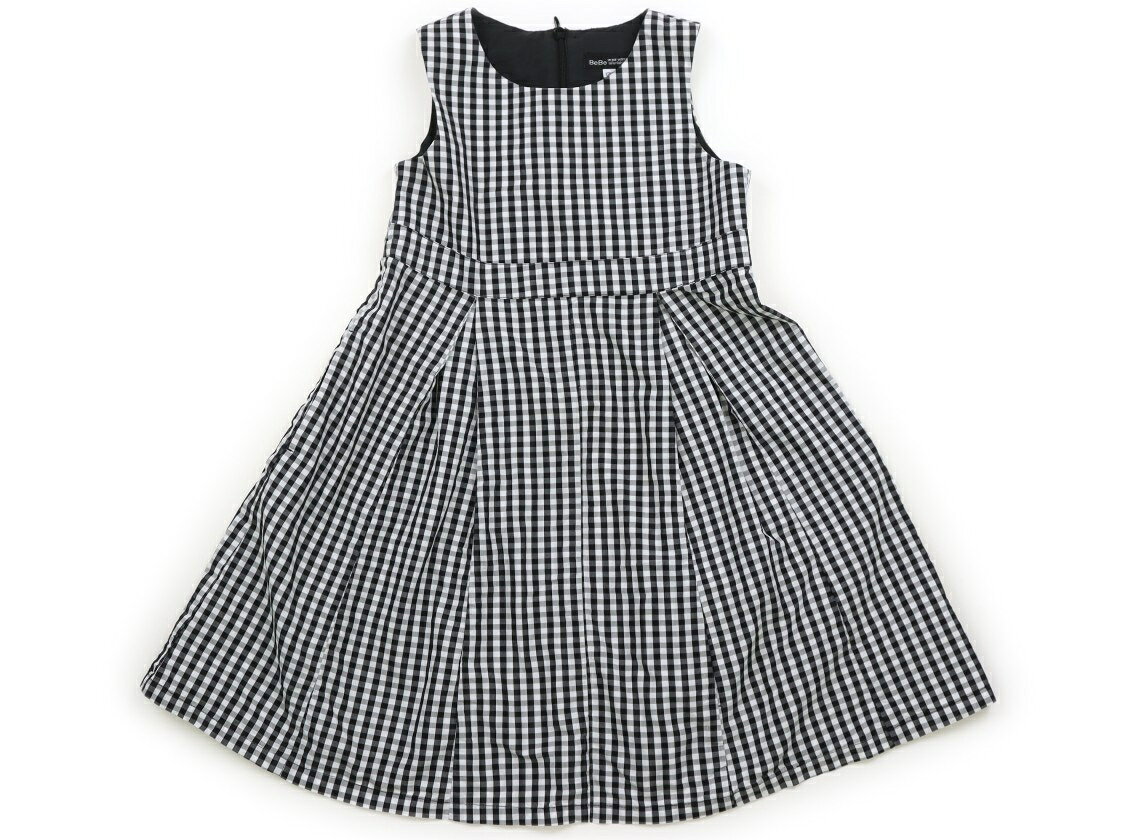 　ブランド 　BeBe(べべ) 　カテゴリー 　ワンピース 　サイズ 　120サイズ 　色 　ブラックチェック 　状態 　★★★ 　記名 　なし 　ジャンル 　Girl 綿、ポリエステルのチェック布帛生地です。裾裏にボタンとセッパループがあ...