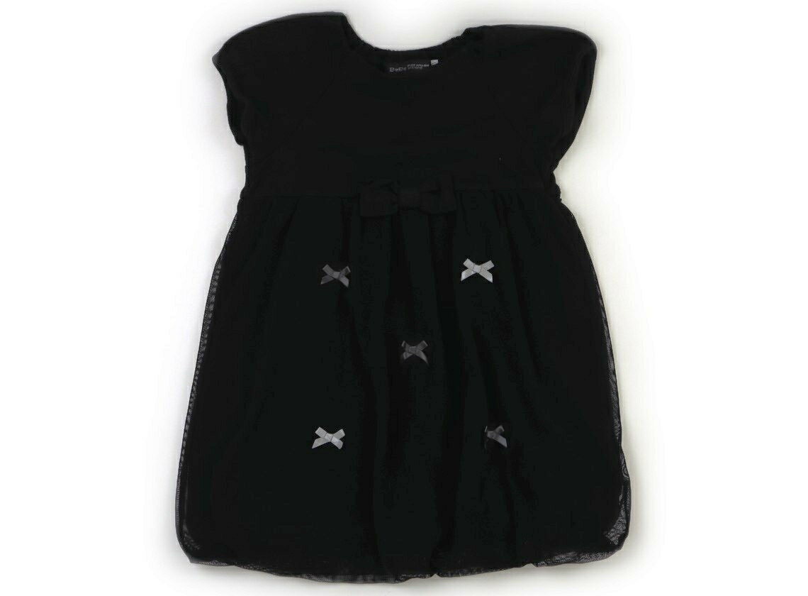 　ブランド 　BeBe(べべ) 　カテゴリー 　ワンピース 　サイズ 　100サイズ 　色 　ブラック 　状態 　★★★ 　記名 　なし 　ジャンル 　Girl カットソーとチュール地。裾はバルーンデザイン。全体的に使用感がありますが目立つ...