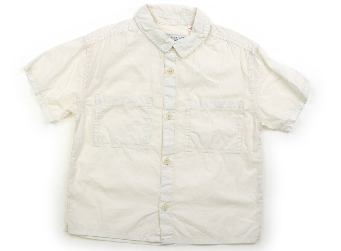 　ブランド 　ZARA(ザラ) 　カテゴリー 　シャツ・ブラウス 　サイズ 　110サイズ 　色 　アイボリー 　状態 　★★ 　記名 　なし 　ジャンル 　Boy 品質タグが切られています。洗いざらし感があり、毛羽立ちと型崩れあり。胸周り...