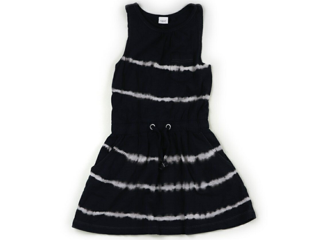 　ブランド 　NEXT(ネクスト) 　カテゴリー 　ワンピース 　サイズ 　110サイズ 　色 　チャコールグレー・ホワイト 　状態 　★★★ 　記名 　なし 　ジャンル 　Girl 実際のサイズ表記は5yrs/110cm。コットン素材。色...
