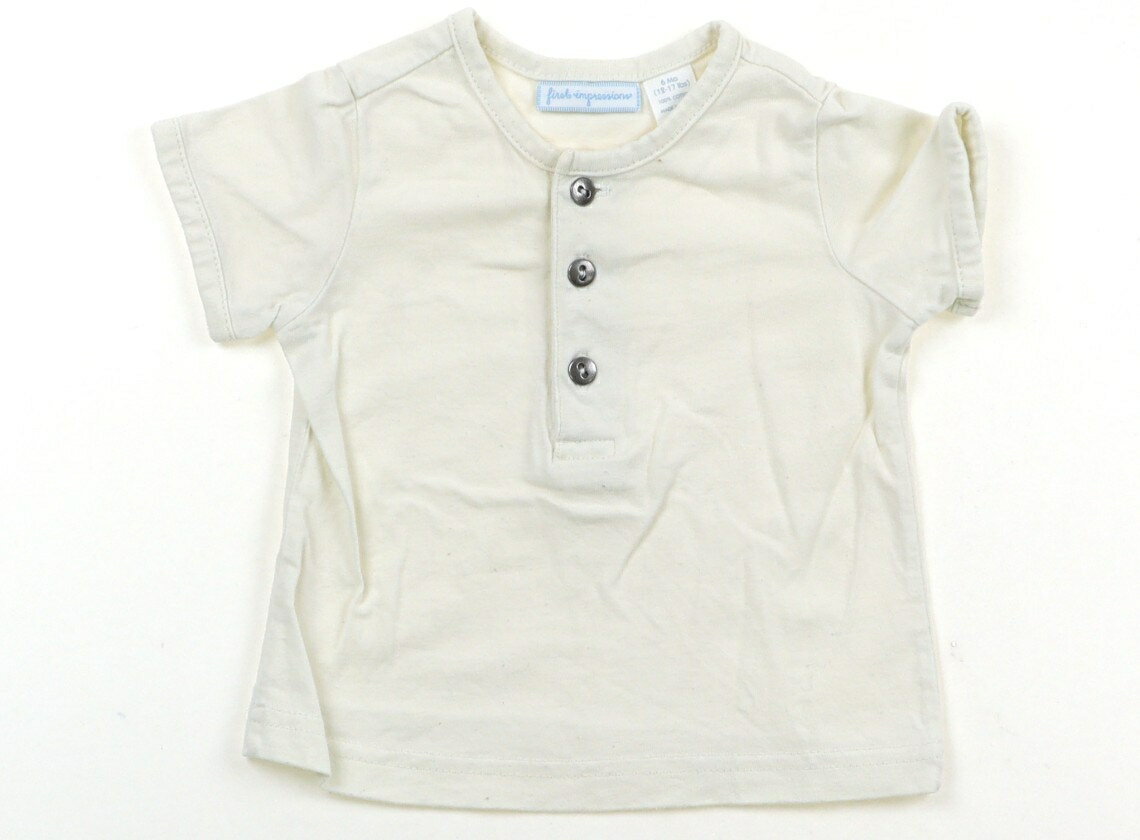 　ブランド 　First Impressions(ファーストインプレッション) 　カテゴリー 　Tシャツ・カットソー 　サイズ 　60サイズ 　色 　オフホワイト 　状態 　★★★ 　記名 　なし 　ジャンル 　Boy 実際のサイズ表記は、...