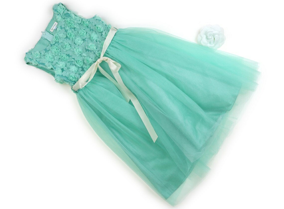 　ブランド 　Catherine Cottage(キャサリン・コテージ) 　カテゴリー 　ドレス 　サイズ 　120サイズ 　色 　ミントグリーン 　状態 　★★★★ 　記名 　なし 　ジャンル 　Girl ポリエステル素材で、後ろファスナ...