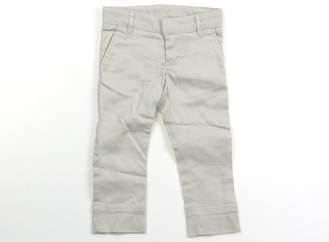 　ブランド 　Ralph Lauren(ラルフローレン) 　カテゴリー 　パンツ 　サイズ 　90サイズ 　色 　ライトベージュ 　状態 　★★★ 　記名 　なし 　ジャンル 　Boy 実際のサイズ表記は2T。チノパン生地。ウエストはボタン...