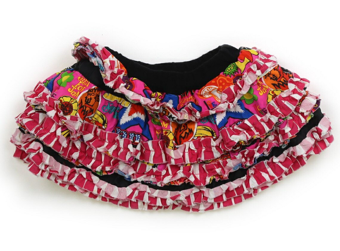 　ブランド 　JAM(ジャム) 　カテゴリー 　スカート 　サイズ 　80サイズ 　色 　総柄ピンクブラック 　状態 　★★★ 　記名 　なし 　ジャンル 　Girl ウエストは総ゴム。インナーパンツ一体型。裾に小さい茶色いシミがいくつか見...