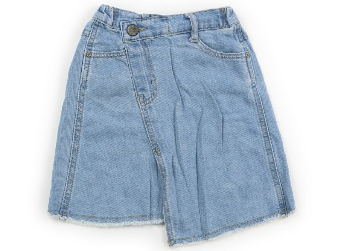 　ブランド 　Ocean & Ground(オーシャンアンドグラウンド) 　カテゴリー 　スカート 　サイズ 　90サイズ 　色 　ライトブルー 　状態 　★★★ 　記名 　なし 　ジャンル 　Girl ソフトデニム素材。ウエストは半分ゴム...