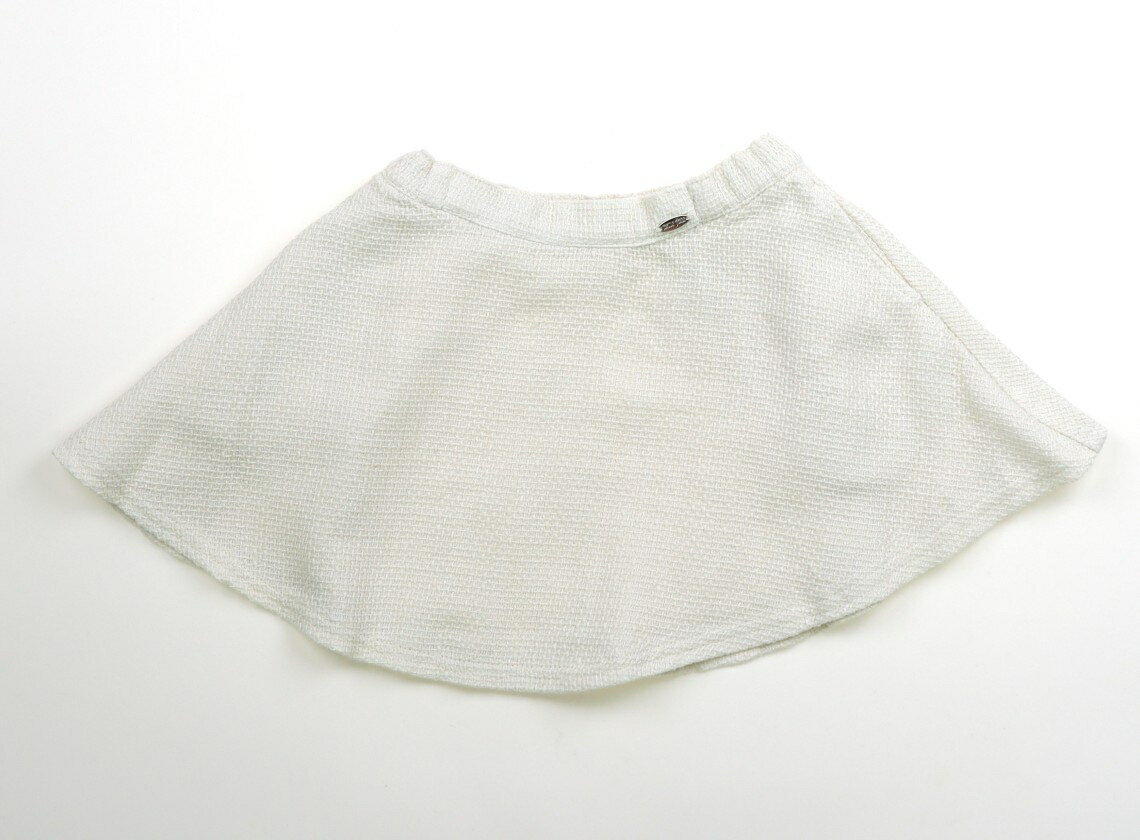 　ブランド 　mezzo piano(メゾピアノ) 　カテゴリー 　スカート 　サイズ 　100サイズ 　色 　オフホワイト 　状態 　★★★ 　記名 　なし 　ジャンル 　Girl ポリエステル素材。裏地付き。ウエストは半分ゴムで、調整ボ...