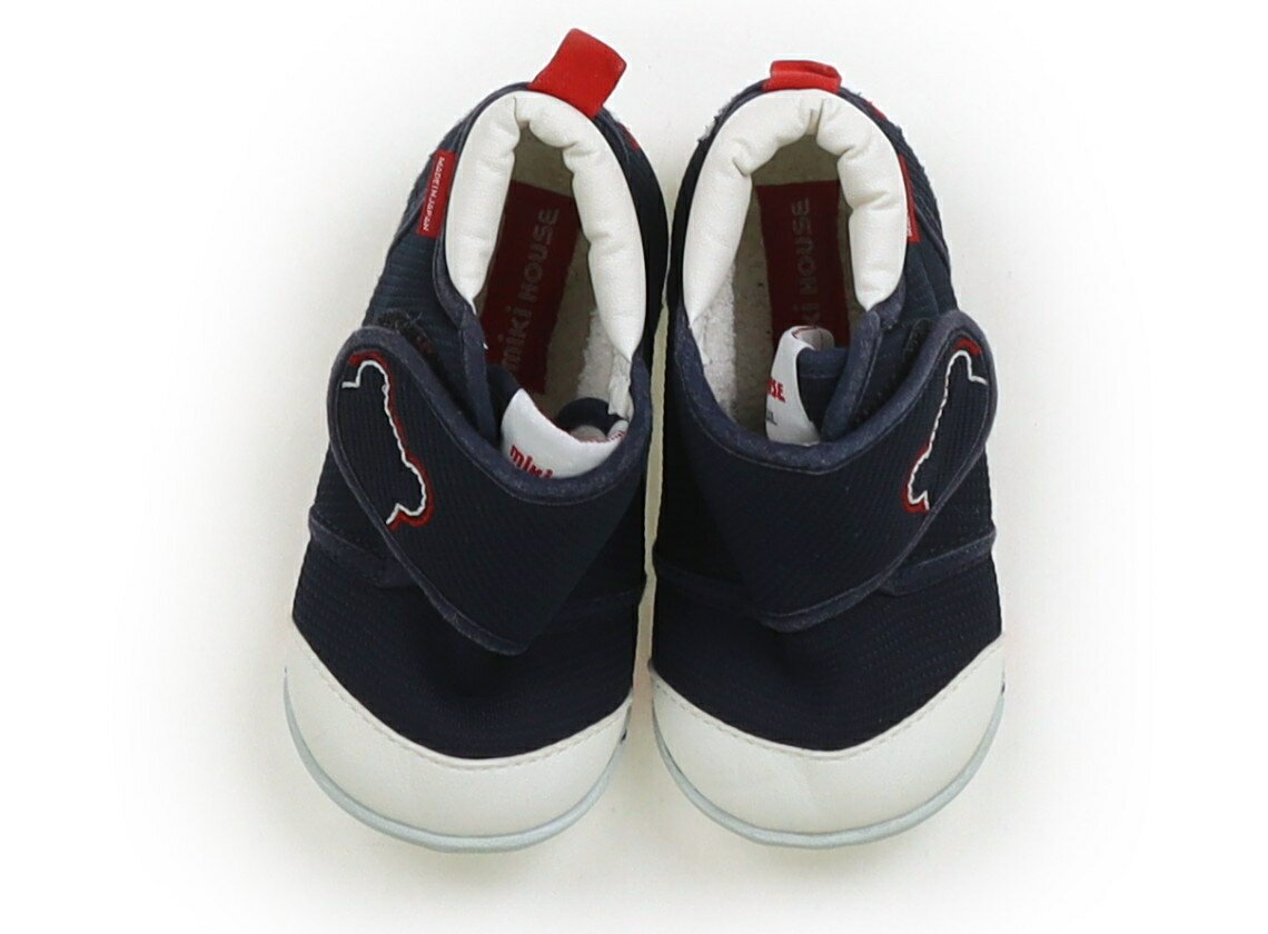 　ブランド 　miki HOUSE(ミキハウス) 　カテゴリー 　スニーカー 　サイズ 　靴13cm〜 　色 　紺、白 　状態 　★★ 　記名 　なし 　ジャンル 　Boy 13cmです。端に色褪せと、両かかと付近に大きめの擦れあり。右のマ...