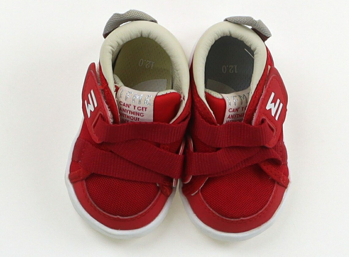 　ブランド 　IFME(イフミー) 　カテゴリー 　スニーカー 　サイズ 　靴12cm〜 　色 　赤 　状態 　★★ 　記名 　なし 　ジャンル 　Girl 12.0cm表記。裏やかかとに汚れ、マジックテープや履き口に黄ばみが見られます。 ...