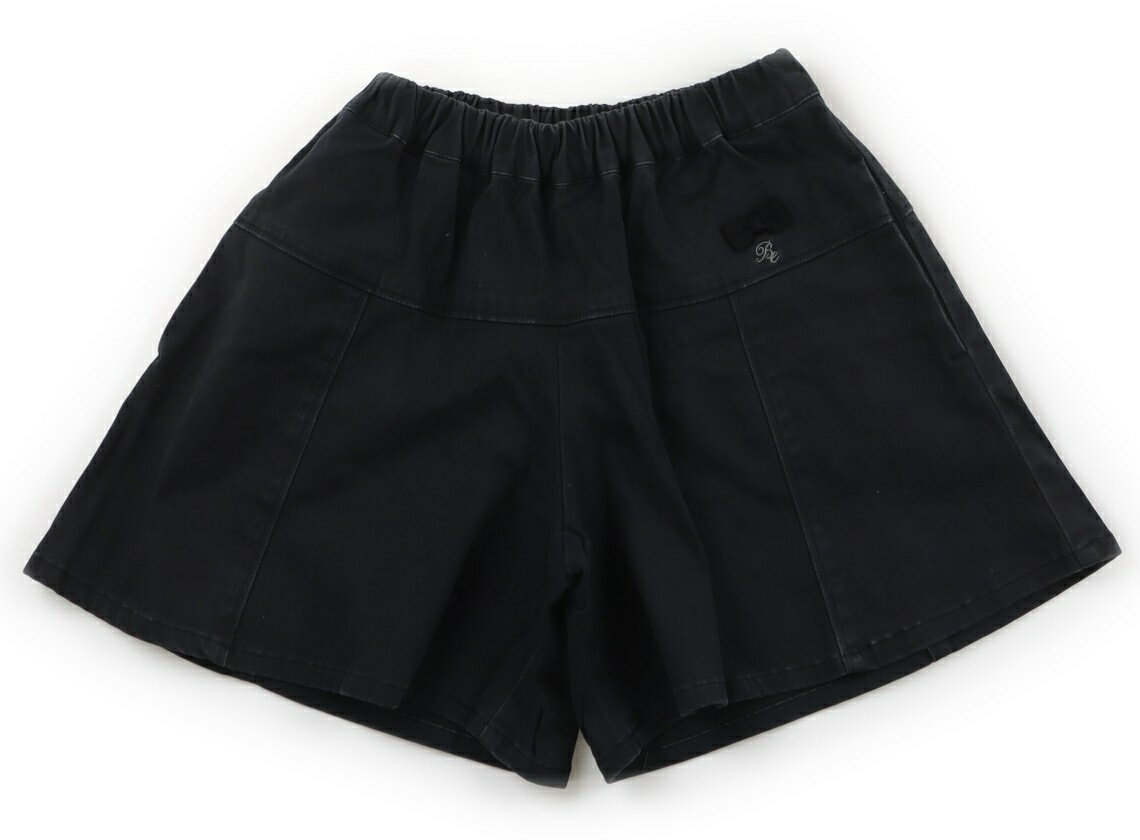 　ブランド 　BeBe(べべ) 　カテゴリー 　キュロット 　サイズ 　140サイズ 　色 　ブラック 　状態 　★★ 　記名 　なし 　ジャンル 　Girl コットンツイル地。ウエストのゴムは交換穴があります。お色味特有の色褪せによる白っ...