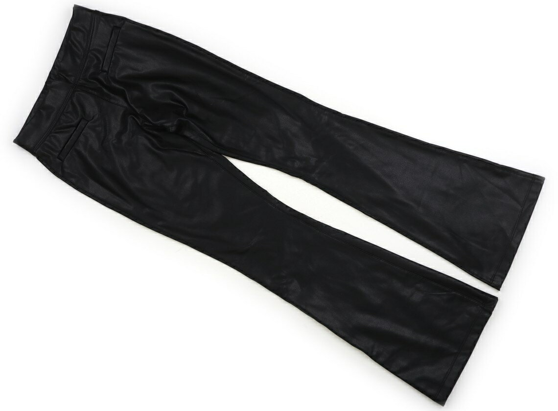 　ブランド 　ZARA(ザラ) 　カテゴリー 　パンツ 　サイズ 　150サイズ 　色 　黒 　状態 　★★★★ 　記名 　なし 　ジャンル 　Girl 実際のサイズ表記は152cm。裏面が温かみのある生地です。ウエストは総ゴムです。全体に...