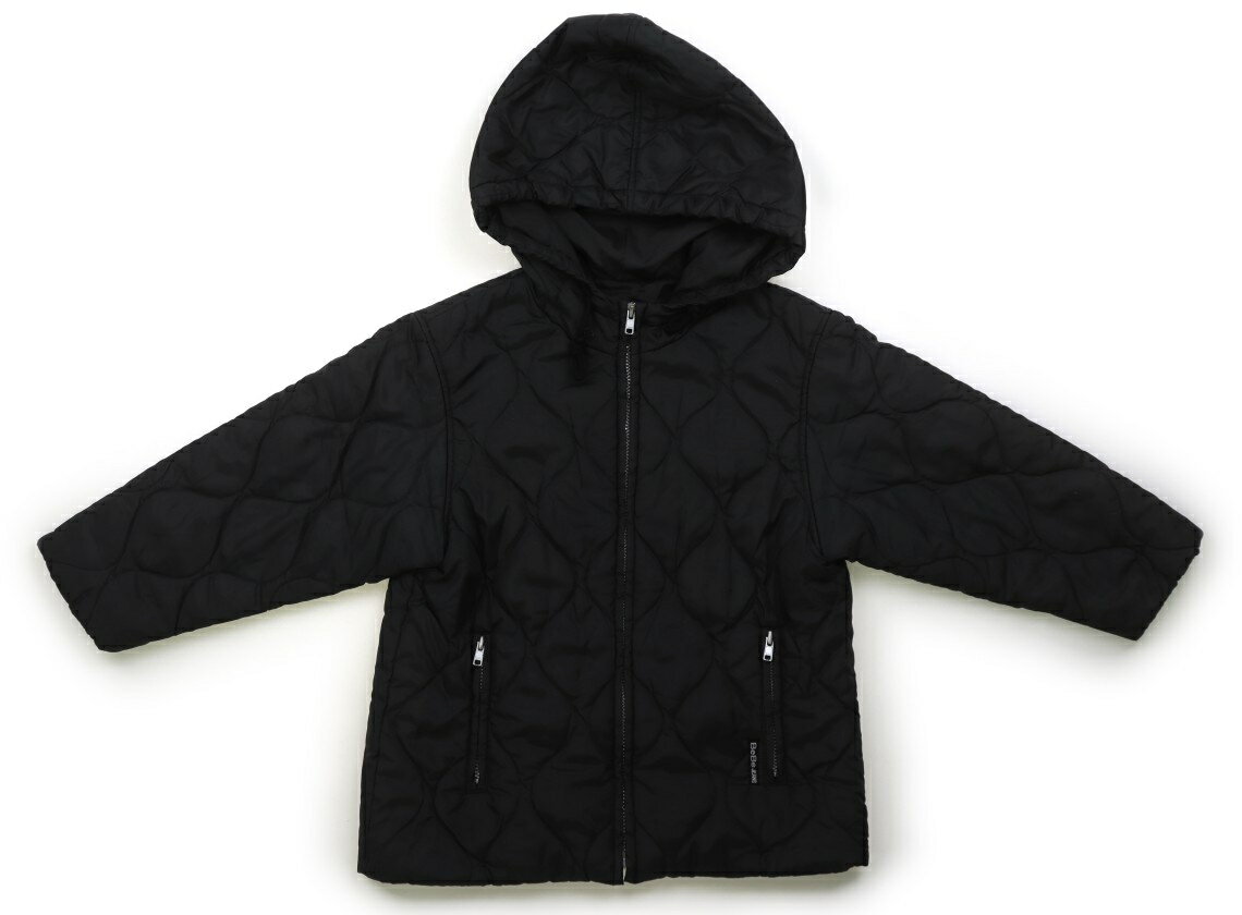 　ブランド 　BeBe(べべ) 　カテゴリー 　コート・ジャンパー 　サイズ 　110サイズ 　色 　ブラック 　状態 　★★ 　記名 　なし 　ジャンル 　Boy ポリエステル。中綿入り。袖先に引っ掛け傷、小さな穴あり。内側背中部分のブラ...