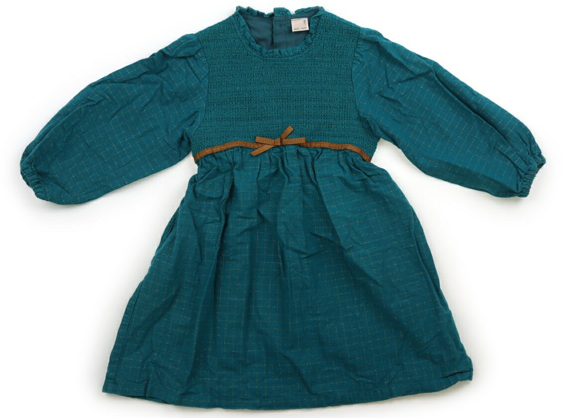 　ブランド 　petit main(プティマイン) 　カテゴリー 　ワンピース 　サイズ 　110サイズ 　色 　ターコイズ・金・チェック 　状態 　★★★★ 　記名 　なし 　ジャンル 　Girl 綿の表面微起毛のシャツ地。少し毛羽立ちが...