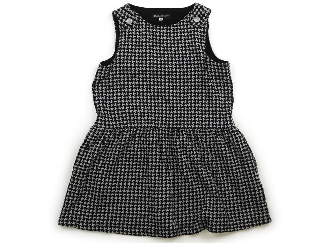 　ブランド 　BeBe(べべ) 　カテゴリー 　ジャンパースカート 　サイズ 　120サイズ 　色 　黒、ライトグレー 　状態 　★★★ 　記名 　なし 　ジャンル 　Girl 裏起毛です。方のボタンは開きます。やや端にヨレはありますが、ま...