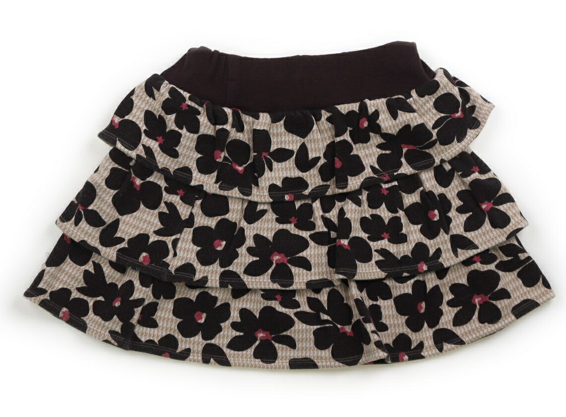 　ブランド 　BeBe(べべ) 　カテゴリー 　スカート 　サイズ 　140サイズ 　色 　ブラック・ベージュ 　状態 　★★★ 　記名 　なし 　ジャンル 　Girl 本体はカットソー地で、花柄は裏起毛生地です。ウエストは総ゴムです。ウエ...