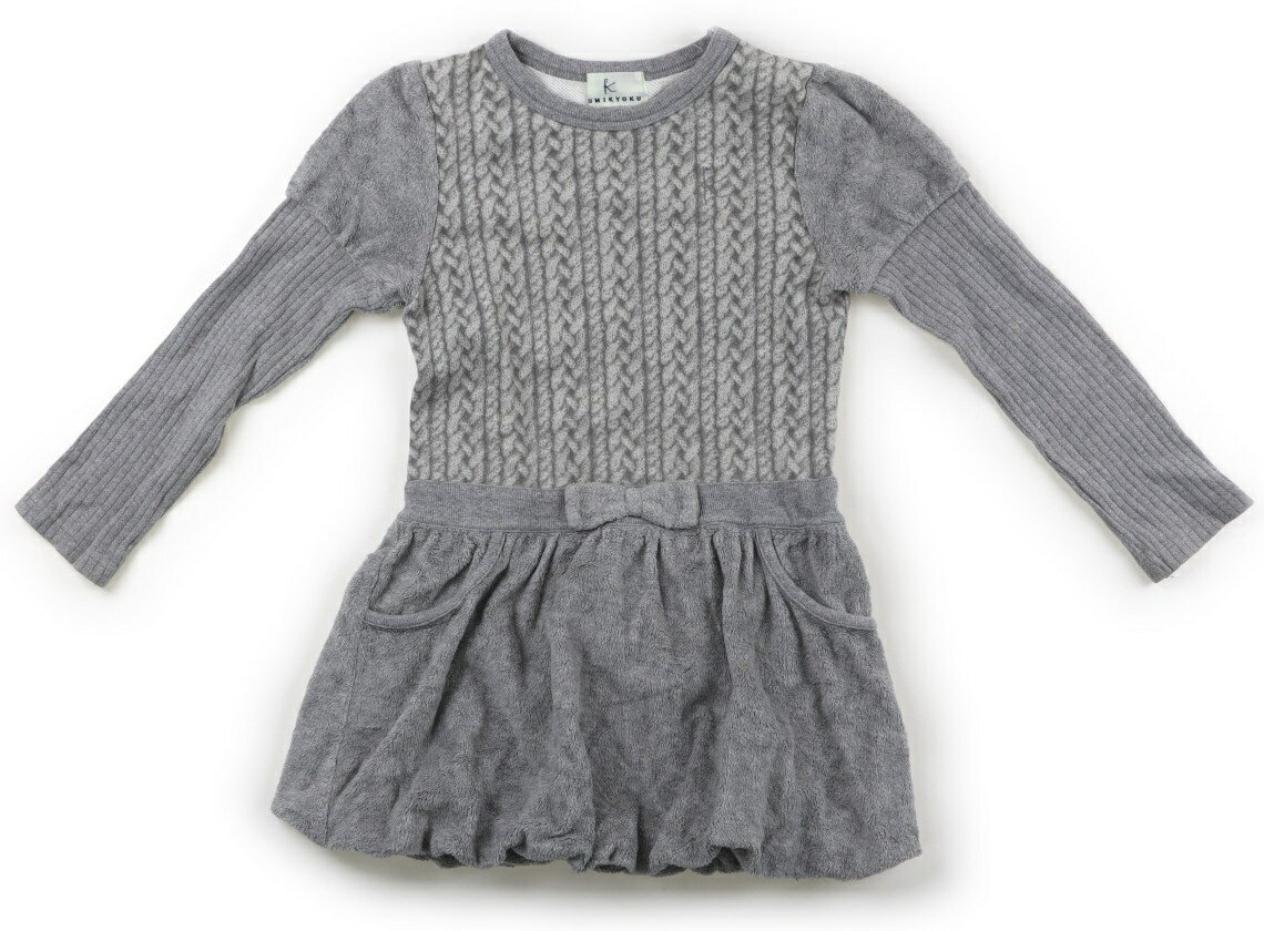 　ブランド 　Kumikyoku(組曲) 　カテゴリー 　ワンピース 　サイズ 　120サイズ 　色 　グレー 　状態 　★★ 　記名 　なし 　ジャンル 　Girl 全体的にかなり毛羽立ちとよれがあります。胸に薄っすら茶色いシミあり。トレ...