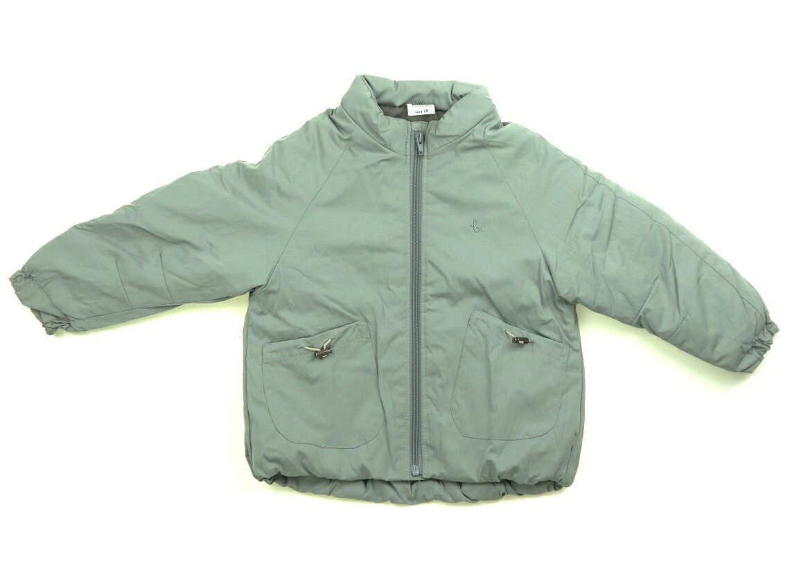 　ブランド 　BREEZE(ブリーズ) 　カテゴリー 　コート・ジャンパー 　サイズ 　110サイズ 　色 　スモーキーミントグリーン 　状態 　★★★ 　記名 　なし 　ジャンル 　Boy ポリエステル・ナイロン素材。中綿入り。袖口が薄く...
