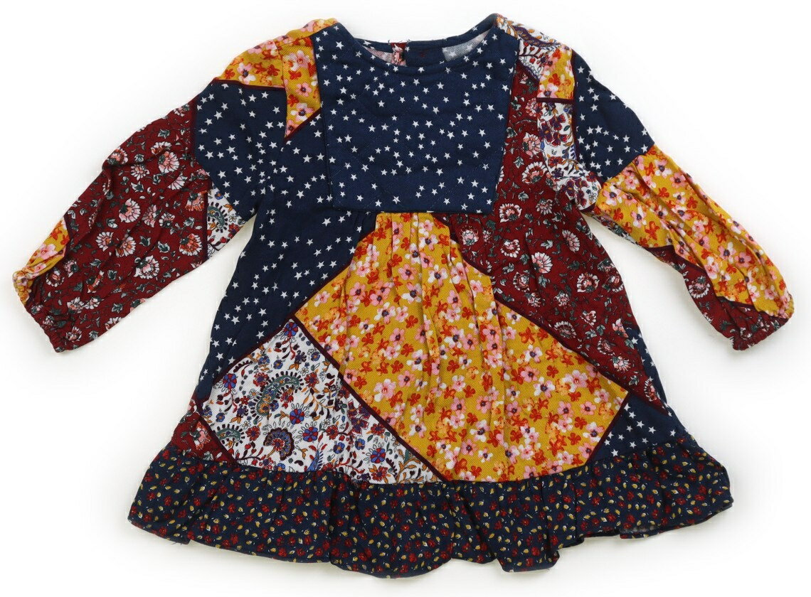 　ブランド 　ZARA(ザラ) 　カテゴリー 　ワンピース 　サイズ 　80サイズ 　色 　紺、赤、黄色 　状態 　★★★ 　記名 　なし 　ジャンル 　Girl 実際のサイズ表記は12−18months、86cmです。前身頃裾の切り替え部...