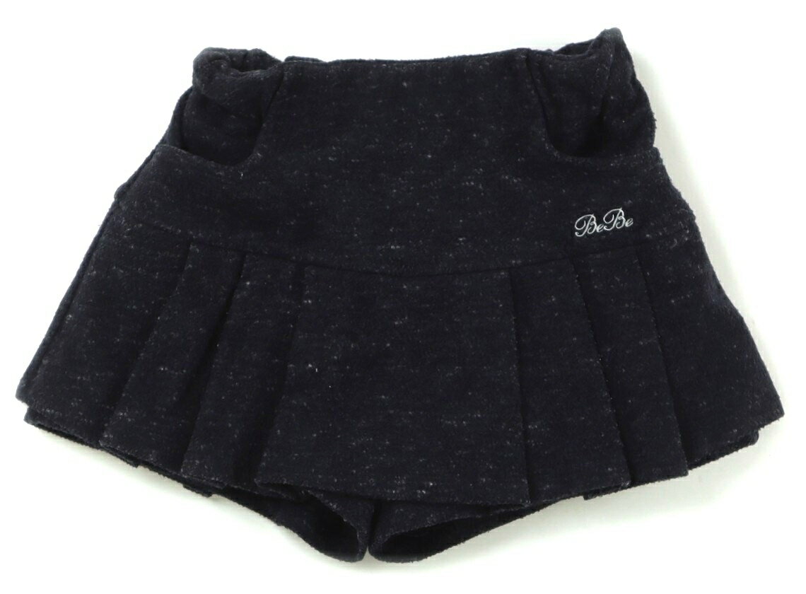 　ブランド 　BeBe(べべ) 　カテゴリー 　スカート 　サイズ 　100サイズ 　色 　ダークネイビー 　状態 　★★★ 　記名 　なし 　ジャンル 　Girl フリース素材。インナーパンツ一体型。ウエストは半分ゴムです。全体に毛羽立ち...
