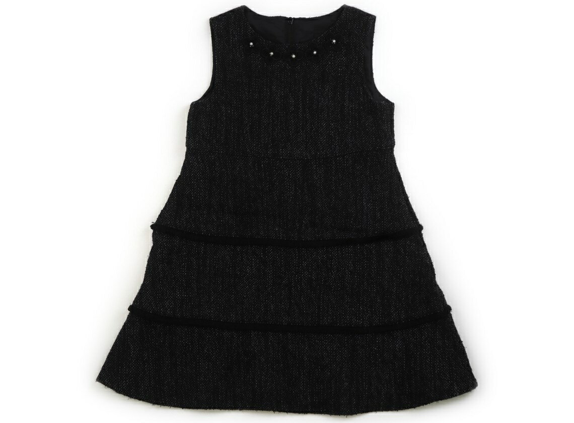 　ブランド 　BeBe(べべ) 　カテゴリー 　ジャンパースカート 　サイズ 　120サイズ 　色 　黒、花・パール 　状態 　★★★ 　記名 　なし 　ジャンル 　Girl アクリル・ウール・ポリエステル素材のツイード生地で、裏地付きです...