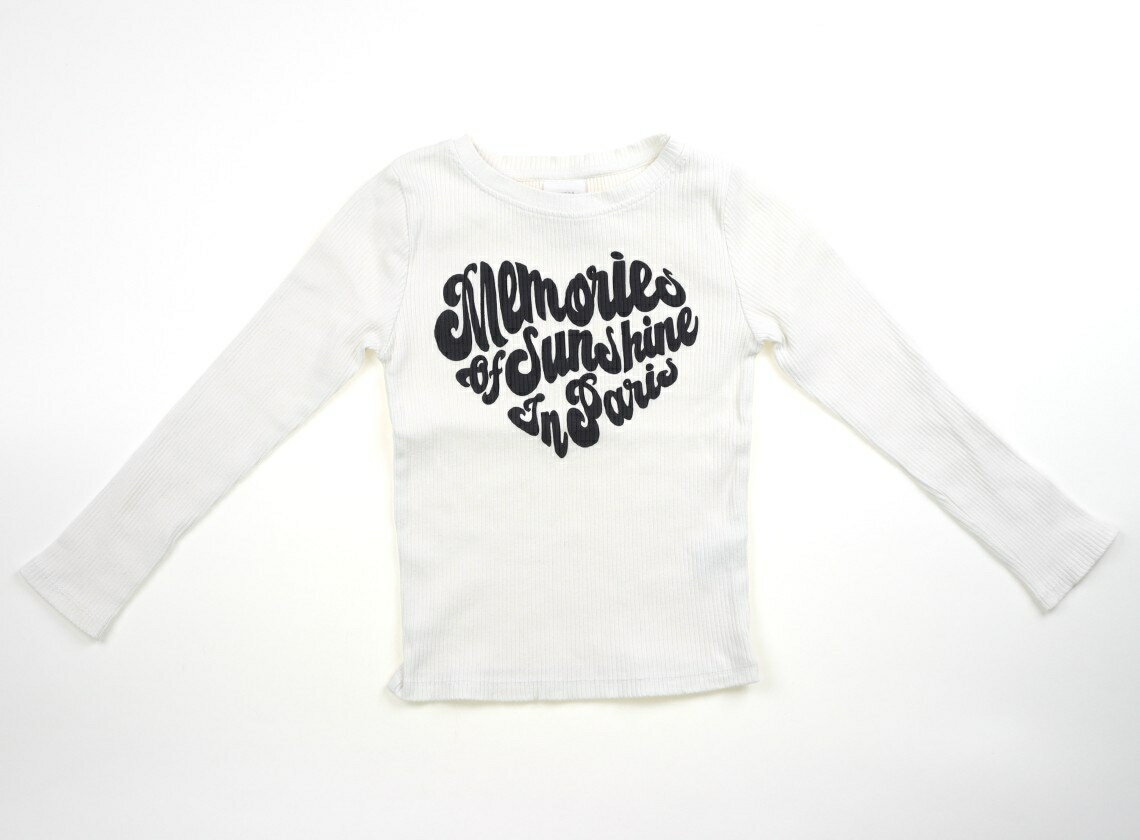 　ブランド 　ZARA(ザラ) 　カテゴリー 　Tシャツ・カットソー 　サイズ 　120サイズ 　色 　ホワイト 　状態 　★★★ 　記名 　なし 　ジャンル 　Girl リブカット素材。実際のサイズ表記は、128cm。やや毛羽立ち・洗いざ...