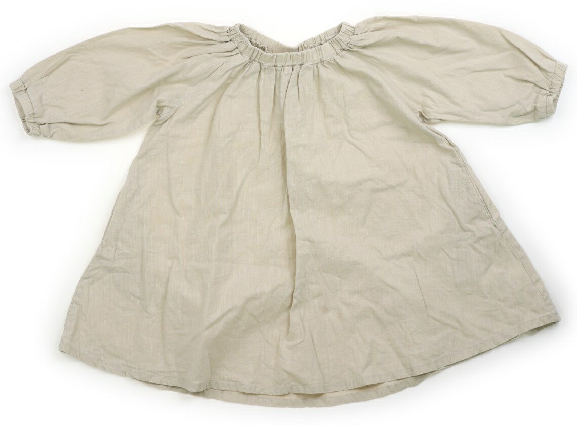 　ブランド 　petit main(プティマイン) 　カテゴリー 　ワンピース 　サイズ 　90サイズ 　色 　ベージュ 　状態 　★★★ 　記名 　なし 　ジャンル 　Girl ネームタグが切り取られています。コットン素材で裏地はありませ...