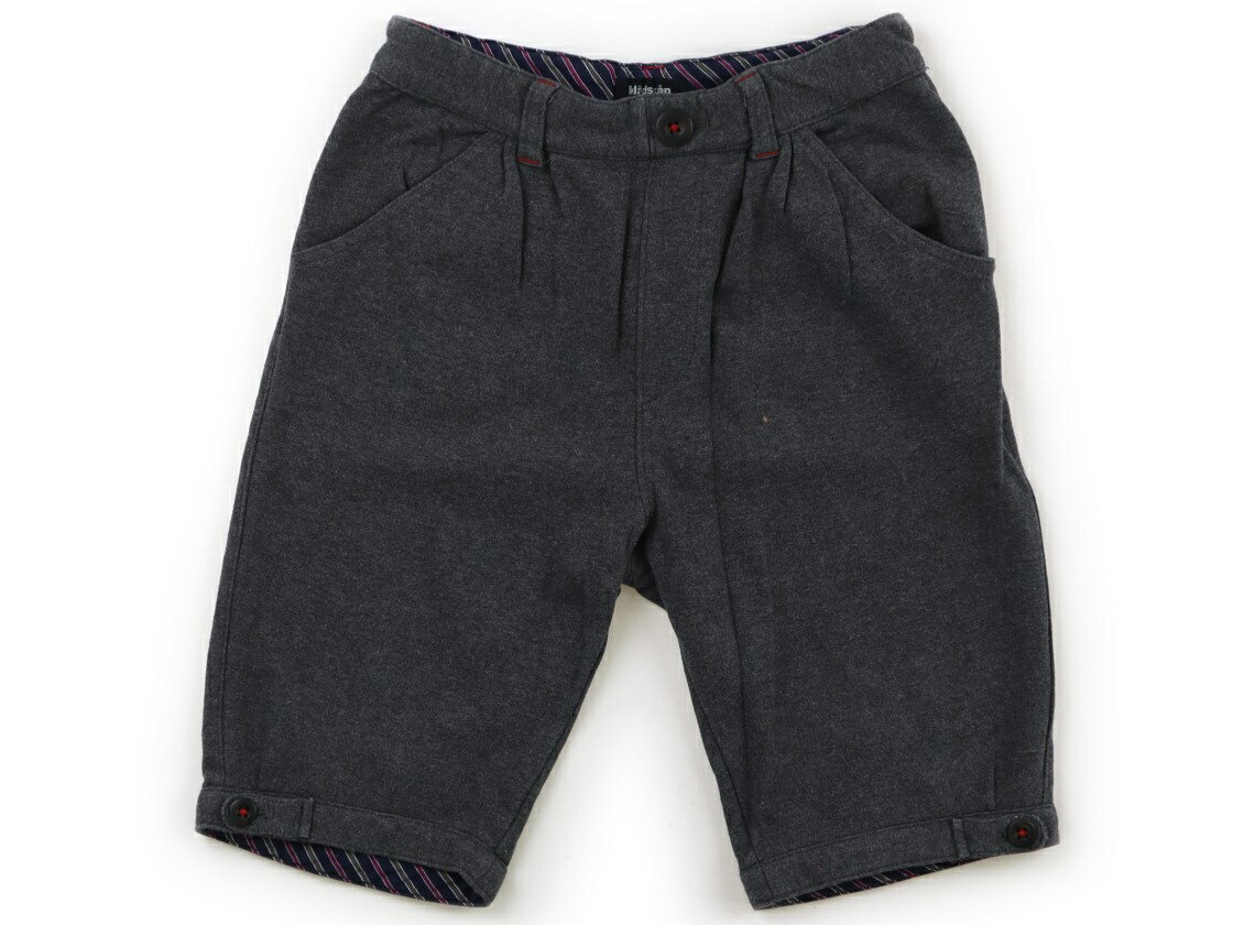 　ブランド 　kladskap(クレードスコープ) 　カテゴリー 　ハーフパンツ 　サイズ 　130サイズ 　色 　グレー 　状態 　★★ 　記名 　なし 　ジャンル 　Boy ウエストは総ゴムです。脇ファスナーあき。ウエスト裏、裾裏はレジ...