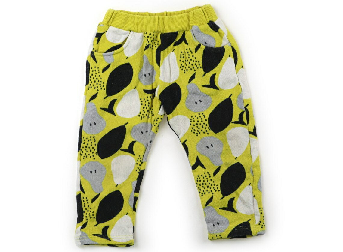 　ブランド 　Caldia(カルディア) 　カテゴリー 　スウェットパンツ 　サイズ 　95サイズ 　色 　黄色、白・黒・グレーのフルーツ柄 　状態 　★★ 　記名 　なし 　ジャンル 　Girl 膝にシミがあり、全体的に毛羽立ちが見られま...