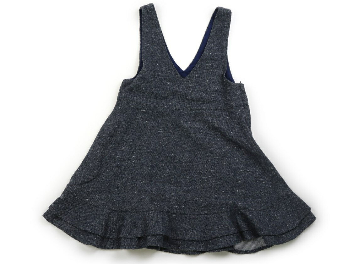 　ブランド 　BeBe(べべ) 　カテゴリー 　ジャンパースカート 　サイズ 　120サイズ 　色 　ブルー系 　状態 　★★★ 　記名 　なし 　ジャンル 　Girl コットンウールやアクリル配合生地、裏地付き。脇ファスナーあき。やや毛羽...