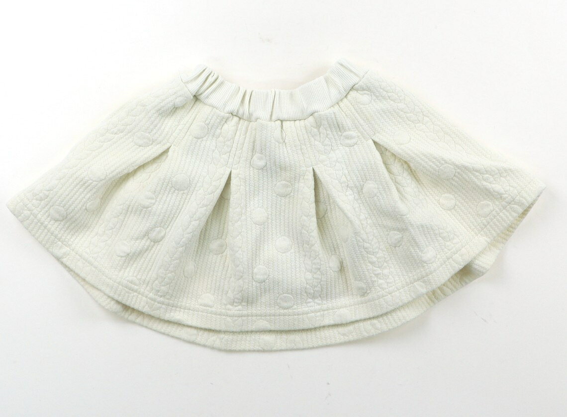 　ブランド 　apres les cours(アプレレクール) 　カテゴリー 　スカート 　サイズ 　80サイズ 　色 　きなり 　状態 　★★★ 　記名 　なし 　ジャンル 　Girl トレーナー地、やや厚手。ウエストは総ゴムです。カット...