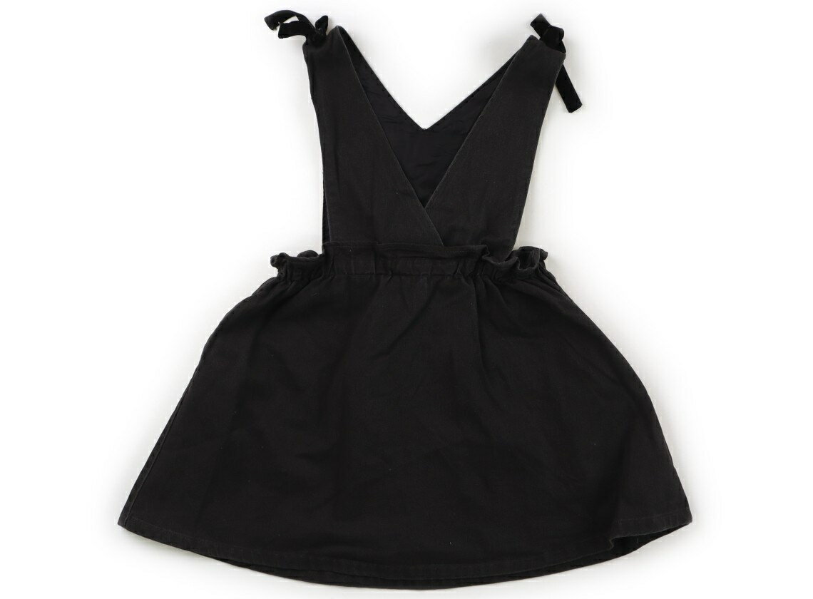 　ブランド 　apres les cours(アプレレクール) 　カテゴリー 　ジャンパースカート 　サイズ 　110サイズ 　色 　ダークグレー 　状態 　★★★ 　記名 　なし 　ジャンル 　Girl コットン地・裏地付きです。白っぽさ...