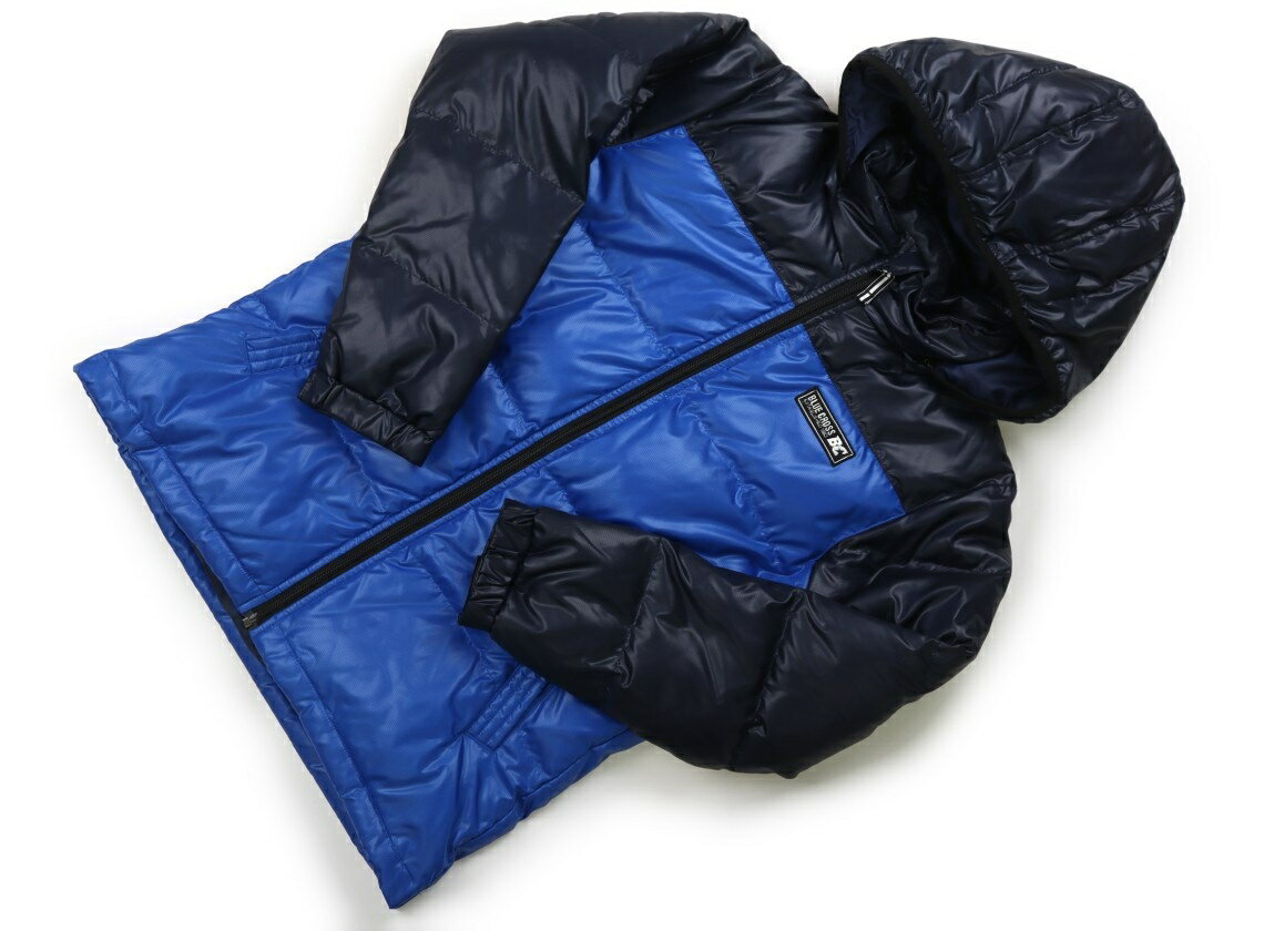 　ブランド 　BLUE CROSS(ブルークロス) 　カテゴリー 　コート・ジャンパー 　サイズ 　150サイズ 　色 　ブルー・ネイビー 　状態 　★★★★ 　記名 　なし 　ジャンル 　Boy ポリエステル素材。中綿ダウンフェザー。実際...